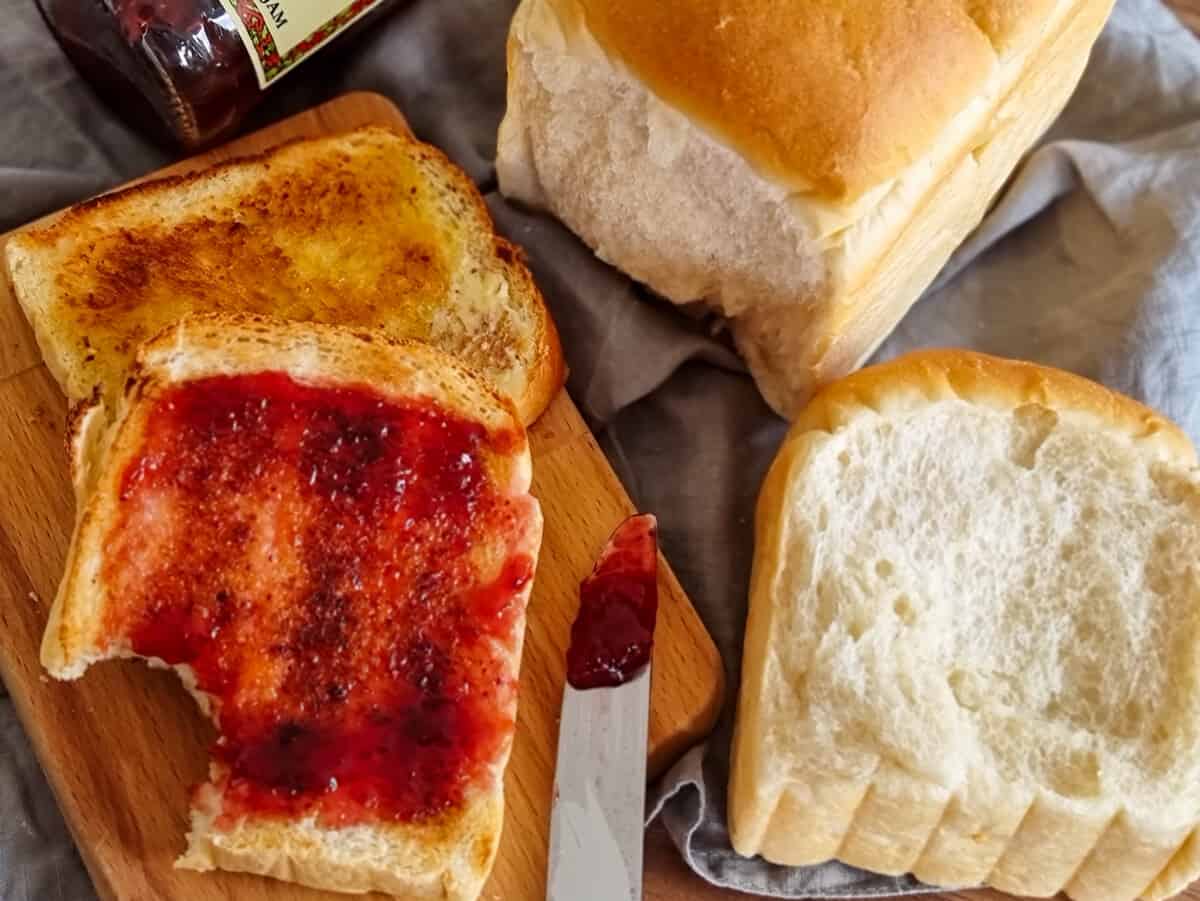 The Best Soft & Fluffy Yoghurt Bread | My Formosa Food